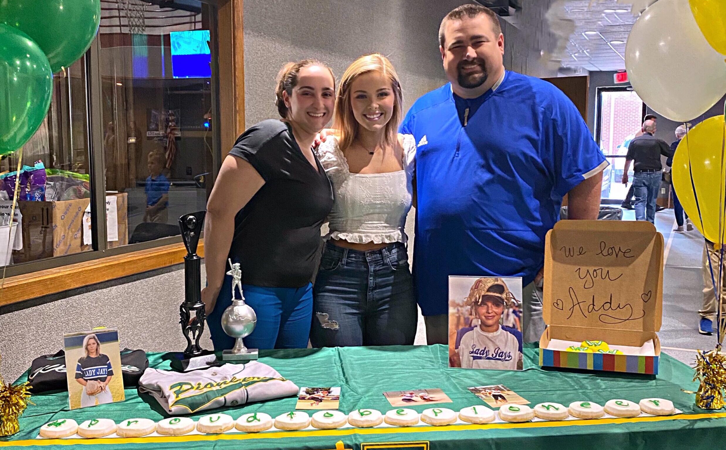 Addyson Awbrey signs with Western – Guthrie News Page